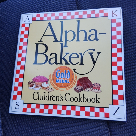 Vintage | Other | Vintage Alphabakery Childrens Cookbook By Gold Medal ...